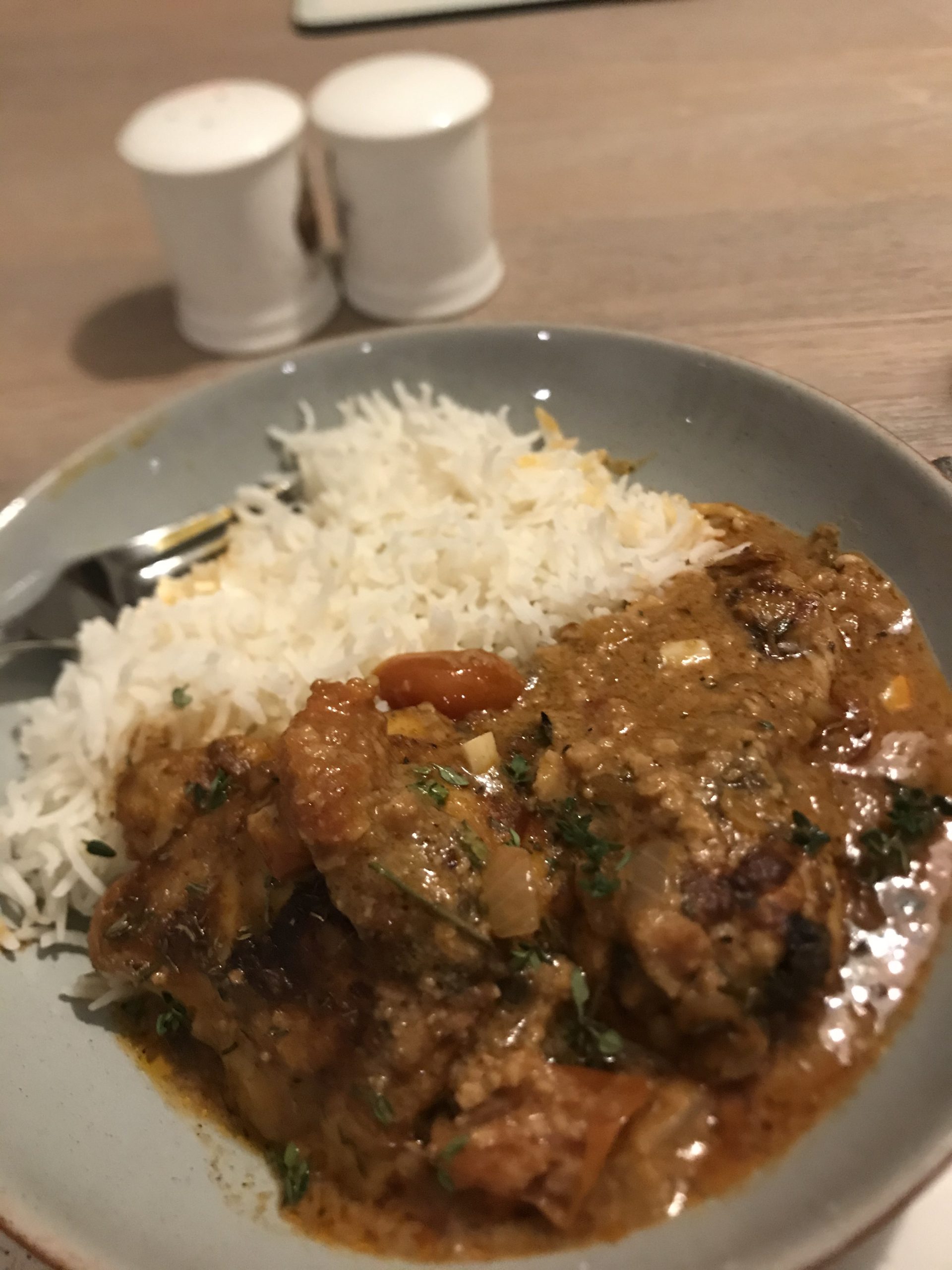 African Chicken Muamba Recipe (Muamba de Galinha) - Jess Eats and Travels