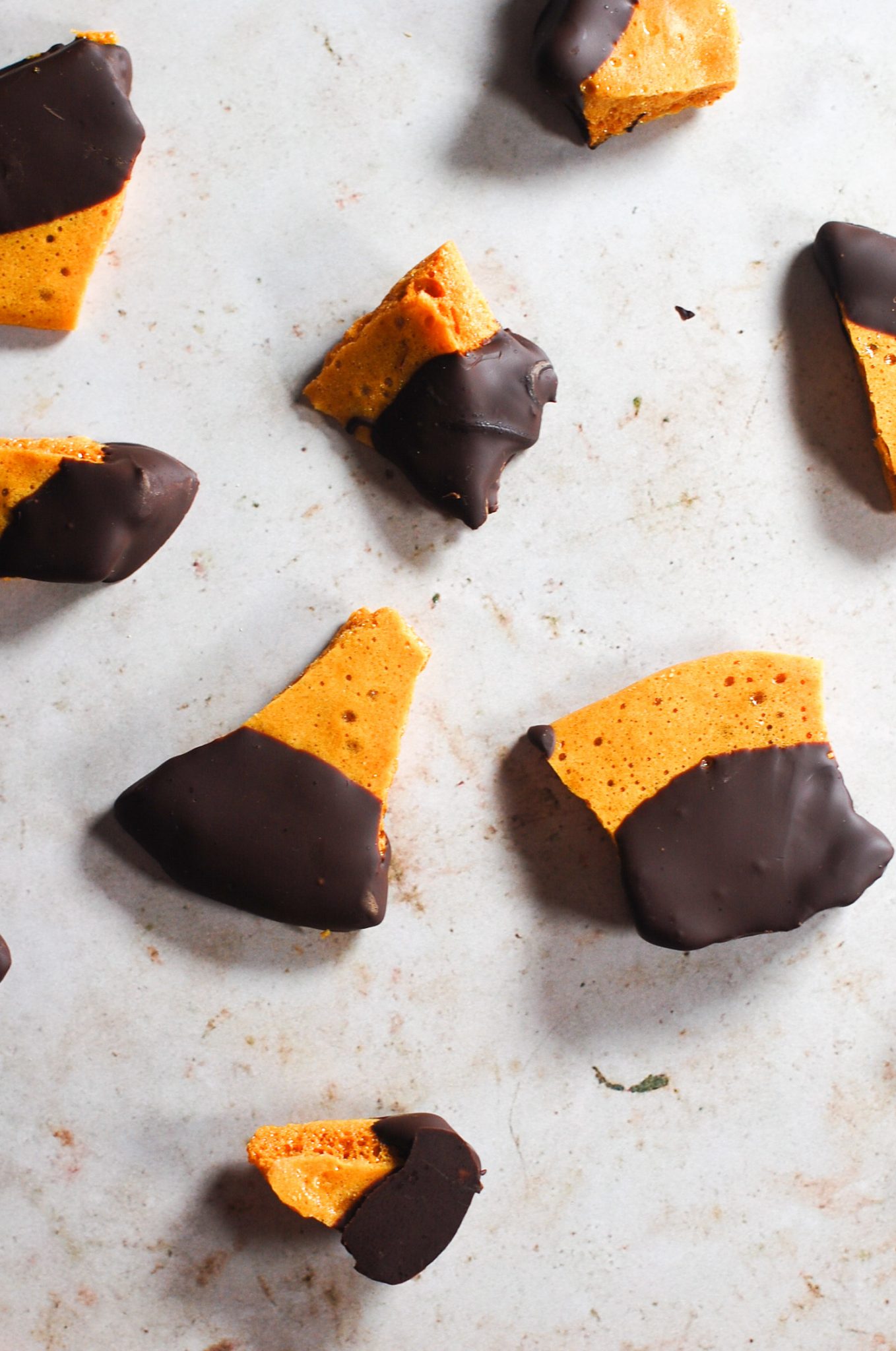 Chocolate Honeycomb Candy (Hokey Pokey) - Jess Eats and Travels