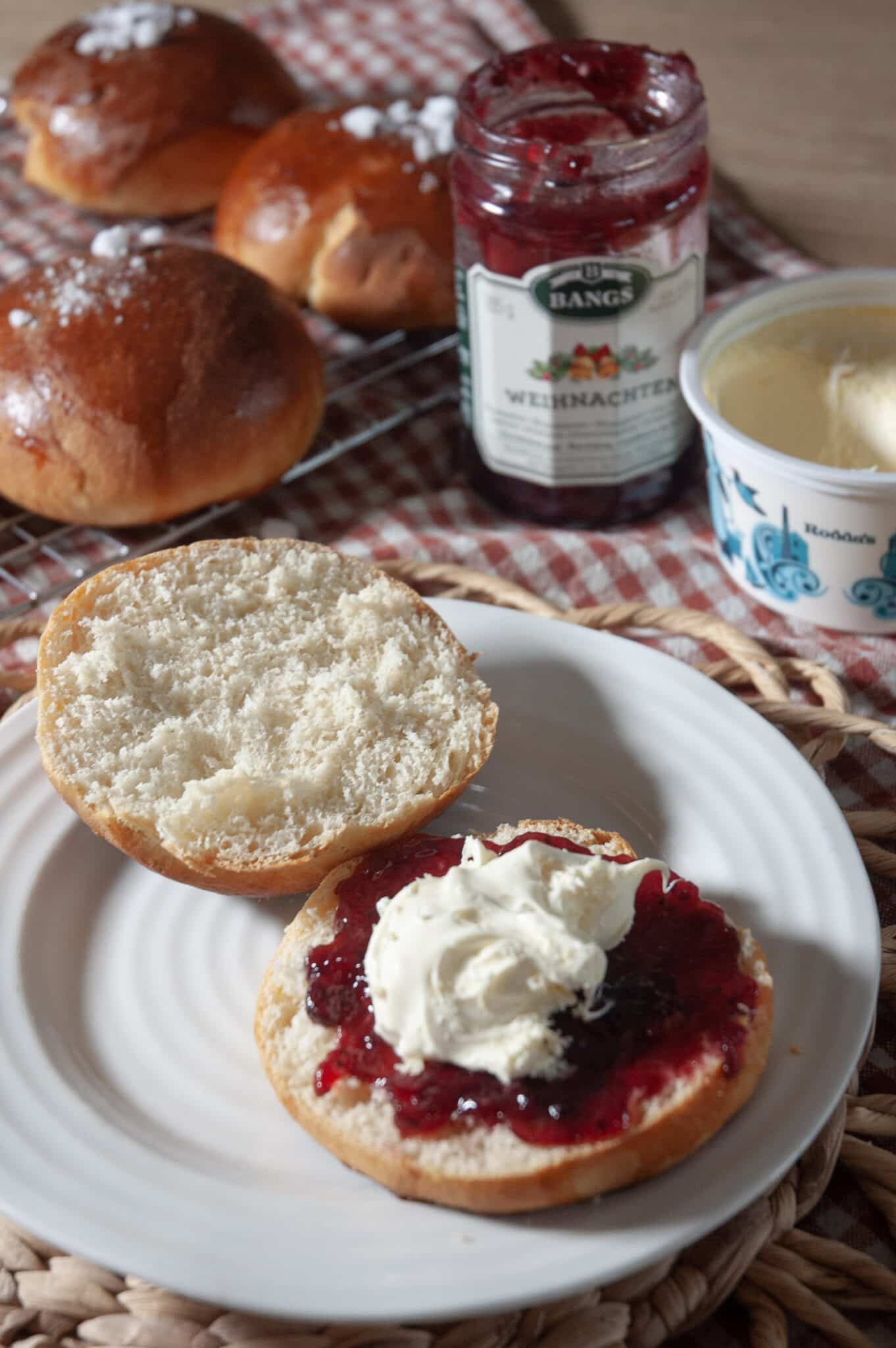 Bath Buns Recipe - Jane Austen’s Favourite - Jess Eats and Travels